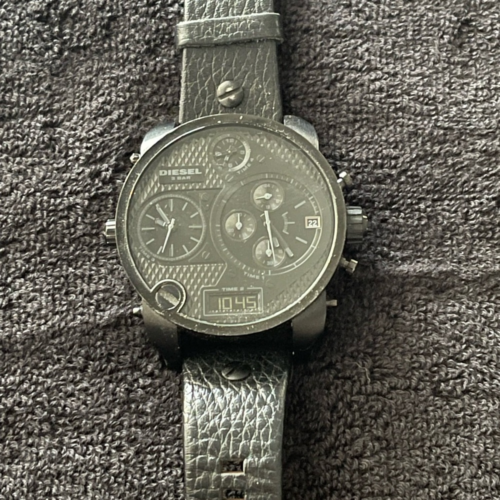 Diesel 3 Bar All Black - Gem